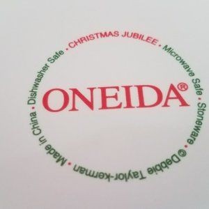 Oneida | Holiday | Oneida Christmas Jubilee 4 Plates New In Box | Poshmark